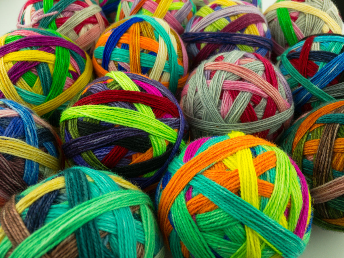 Tia's Terrific Threads – Lift Bridge Yarns